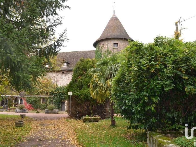 Bessines-sur-Gartempe : Maison, villa et propriété à vendre - BellesPierres