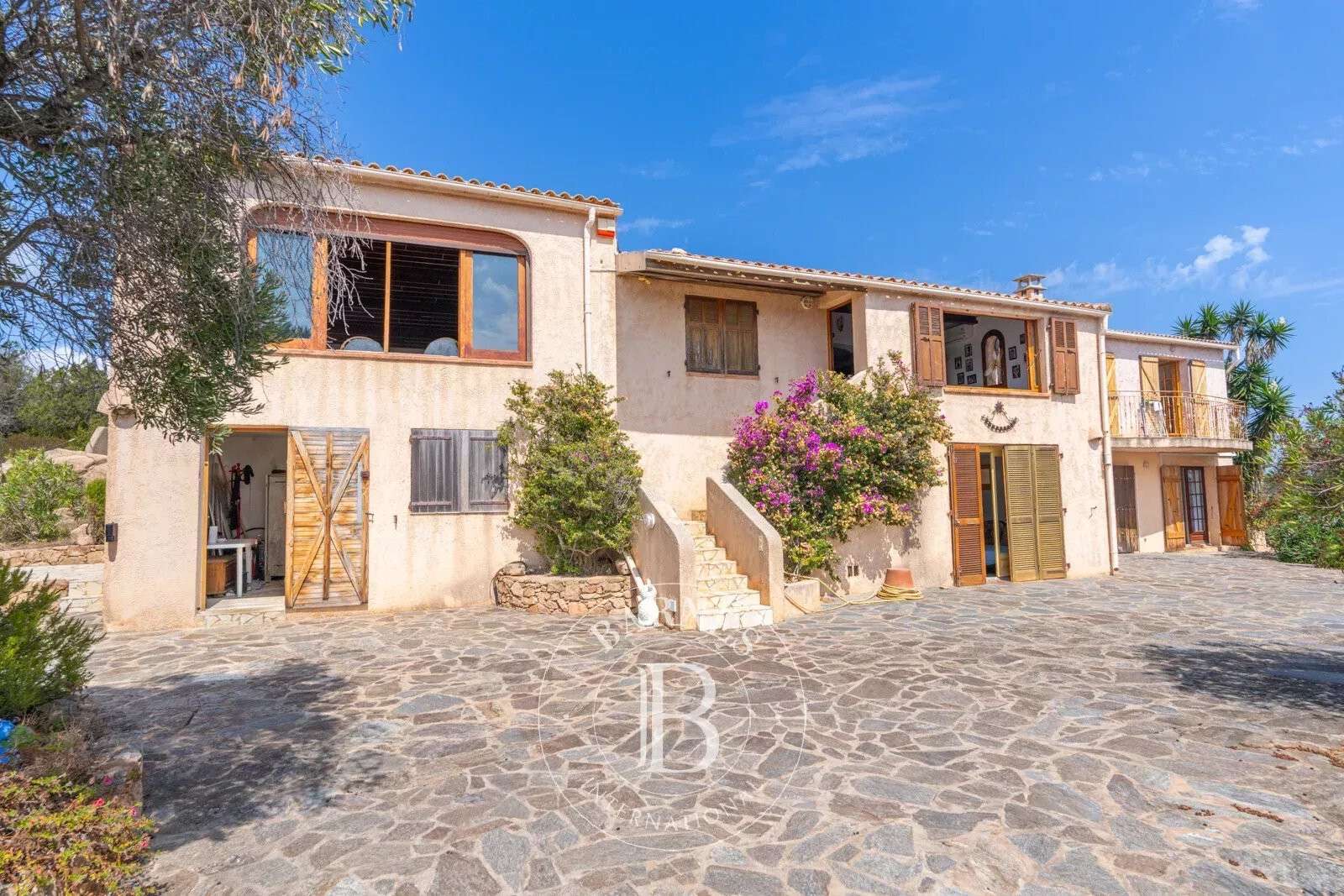 Maison de luxe à vendre à Bonifacio : 1 500 000€ | 228m²