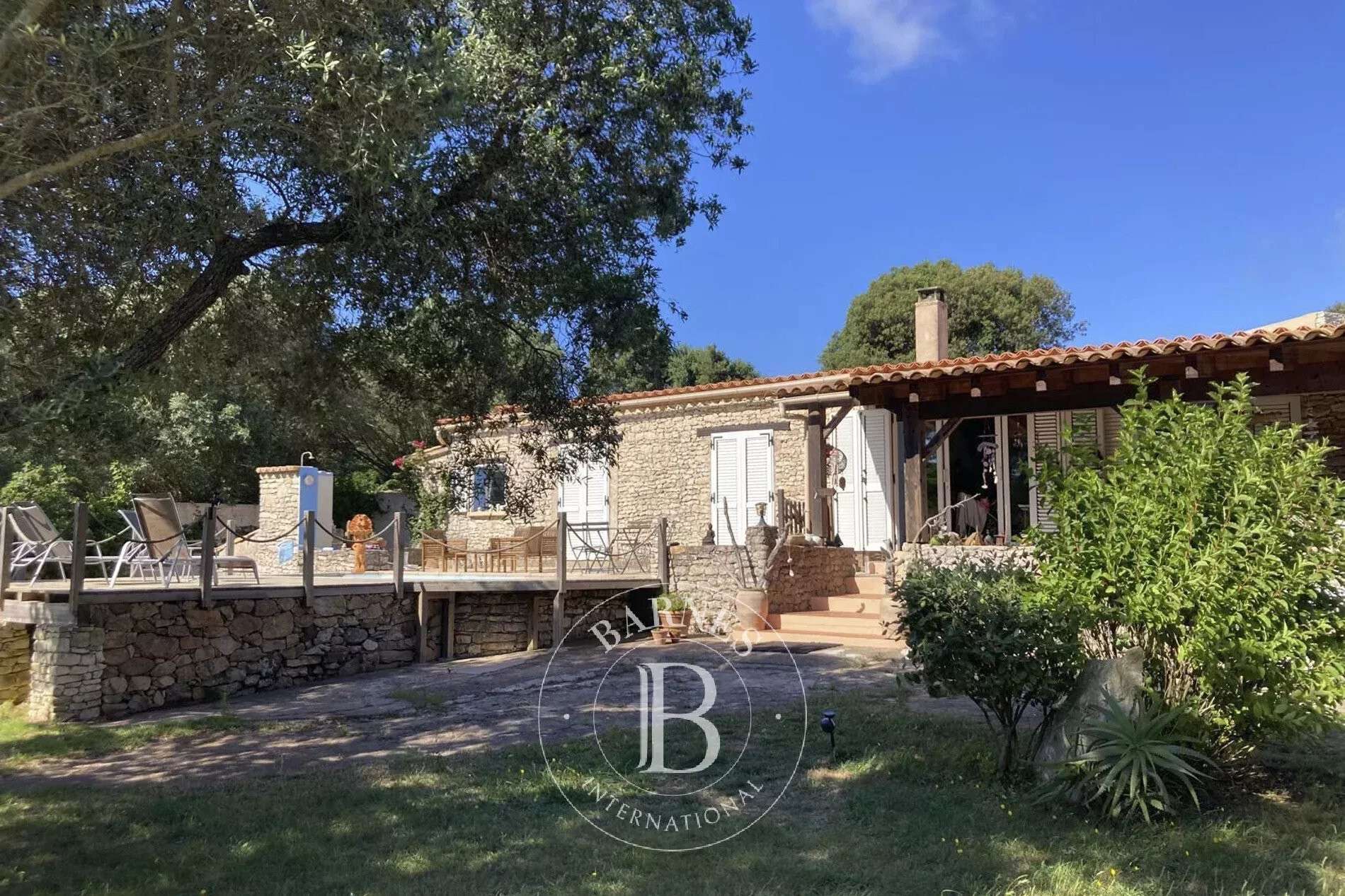 Villa de luxe à vendre à Bonifacio : 630 000€ | 95m²