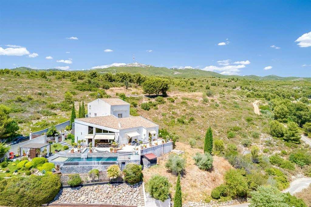 Maison de luxe à vendre à Chateau-gombert : 1 340 000 € | 300m²