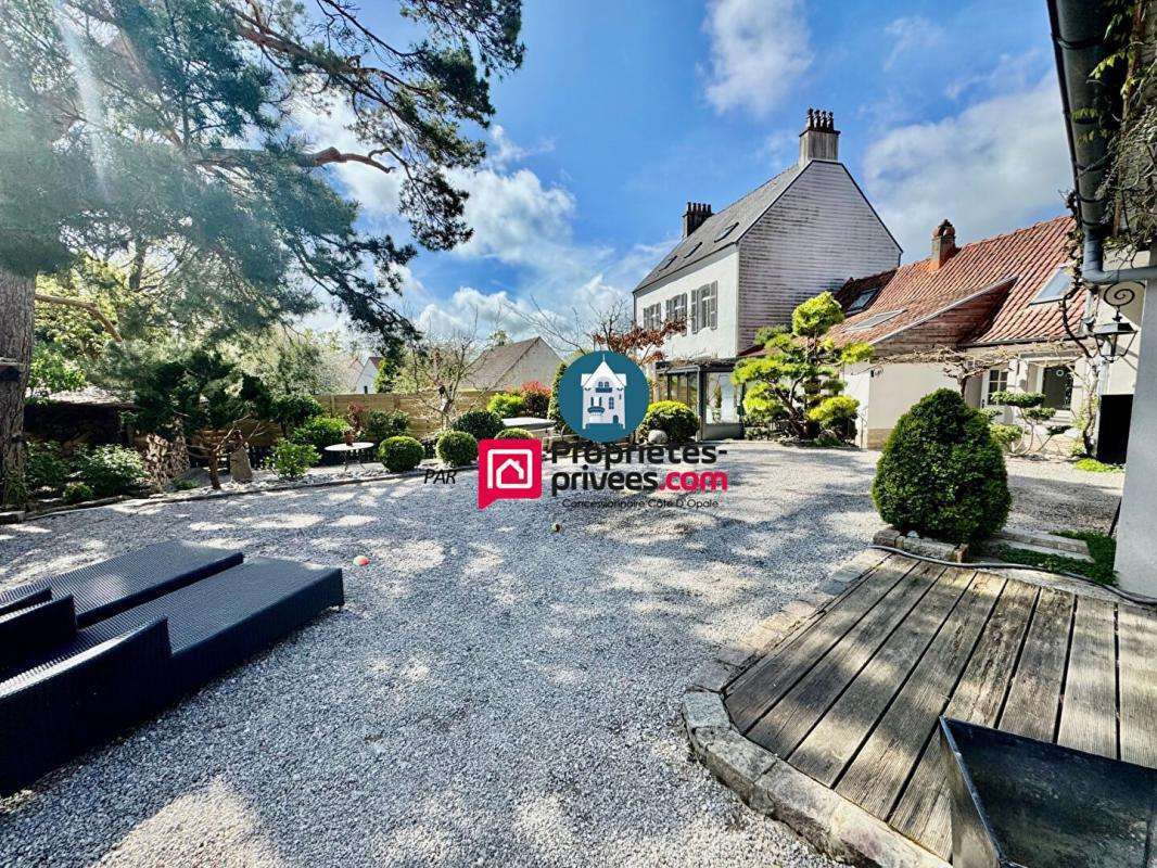 Maison de luxe à vendre à Condette : 568 000€