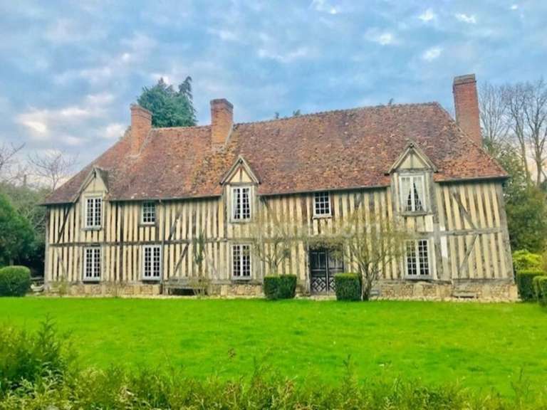 Château à Courbépine - Vente de luxe - BellesPierres