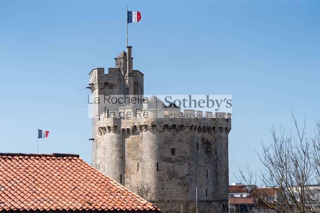 Vente Appartement La Rochelle : 1 680 000€ | 201m²