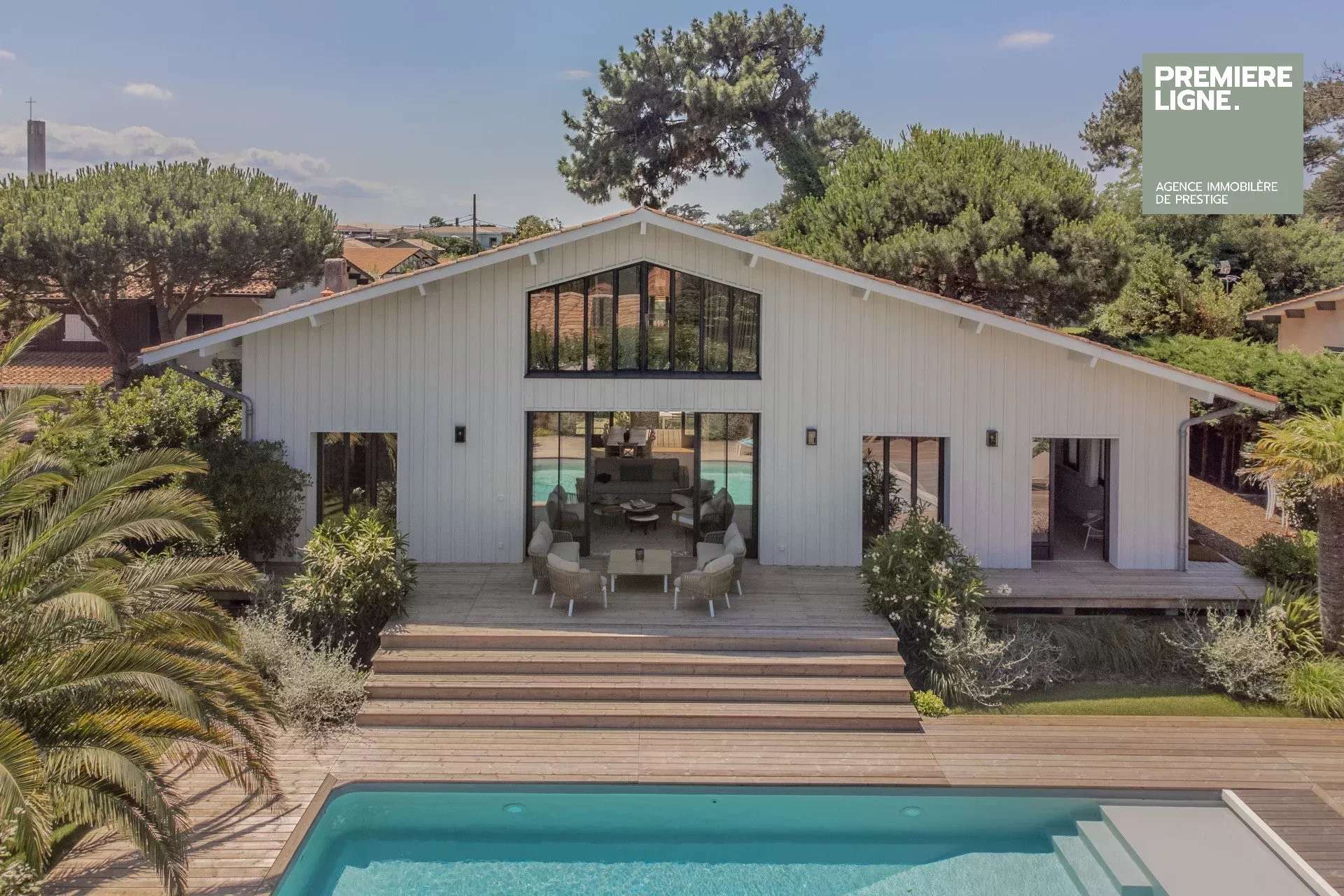 Maison de luxe à vendre à Lège-Cap-Ferret : 4 200 000 € | 200m²