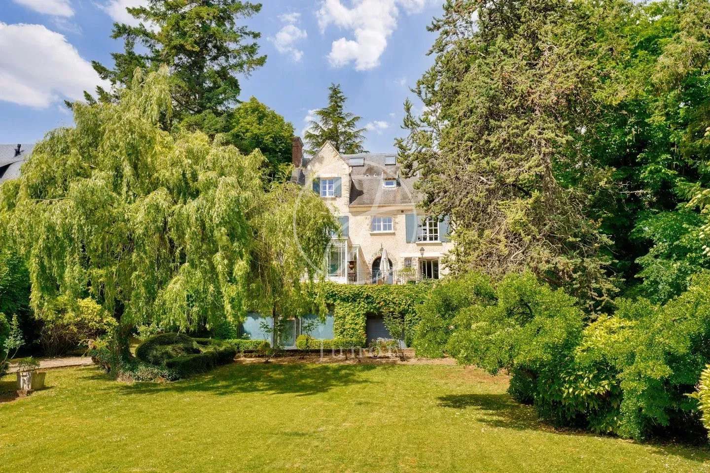 Maison de luxe à vendre à Marly-le-Roi : 1 900 000€ | 430m²