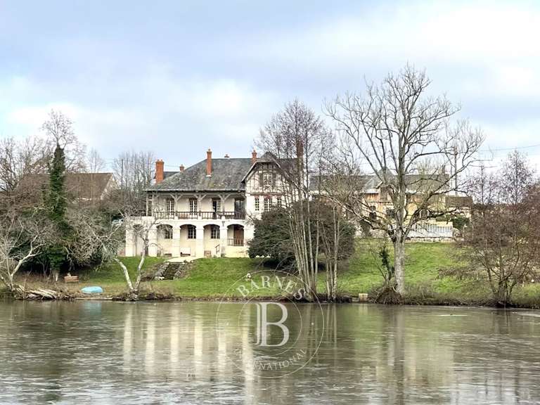 Château à Chuelles - Vente de luxe - BellesPierres