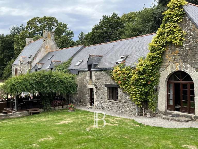 Château à Colpo - Vente de luxe - BellesPierres