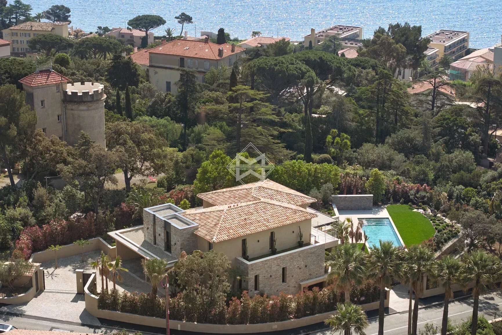 Villa de luxe à vendre à Sainte-Maxime : 569m²