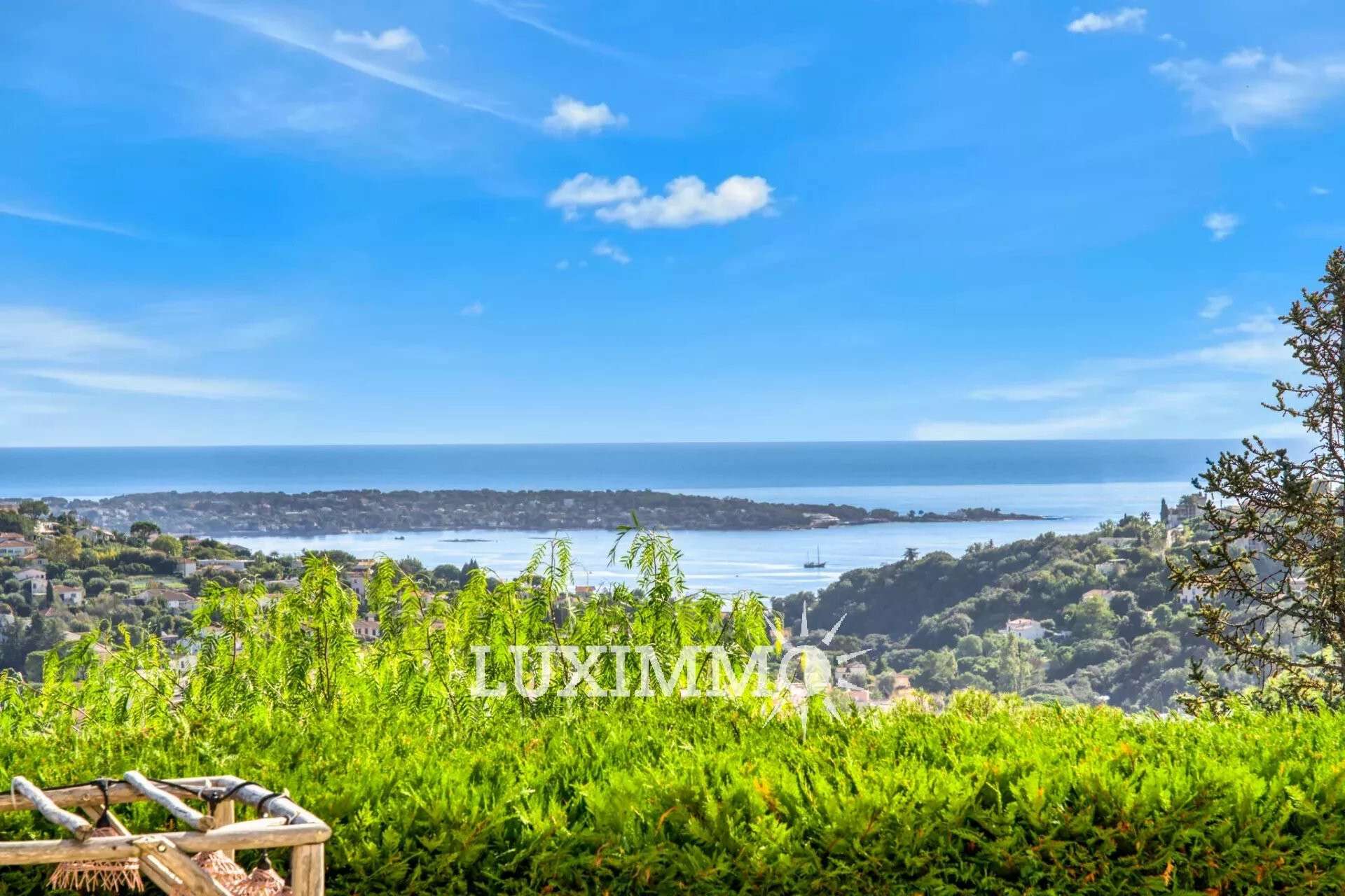 Villa de luxe à vendre à Vallauris : 2 150 000€ | 235m²